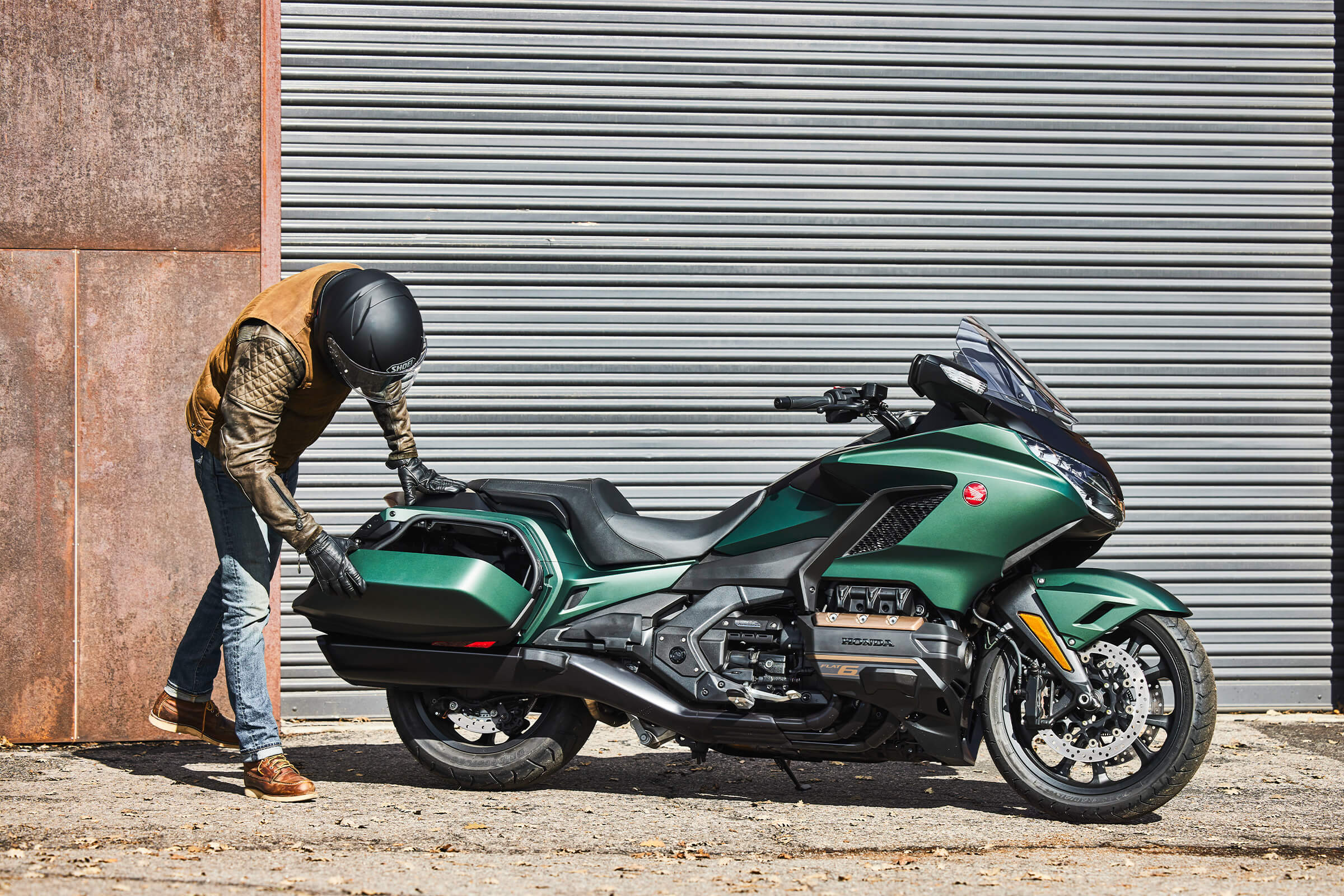 Gold Wing - Luxury Motorcycle - Honda